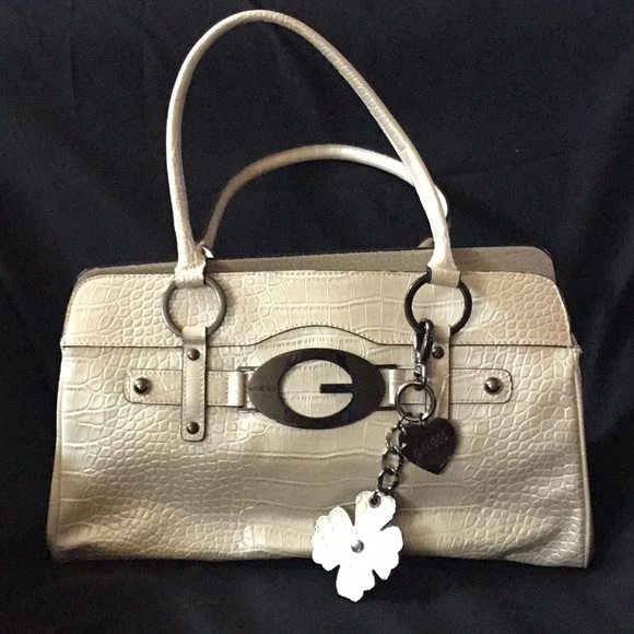 Guess | Bags | Guess Purse With Keychain | Poshmark